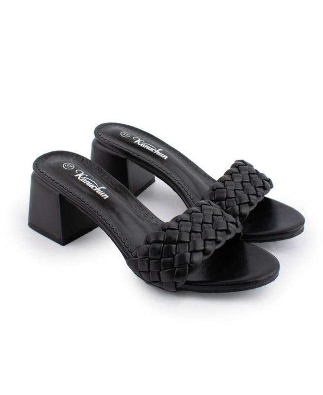 Стильные черные шлепанцы шлепки сабо на широком устойчивом каблуке модные плетеные — цена 580