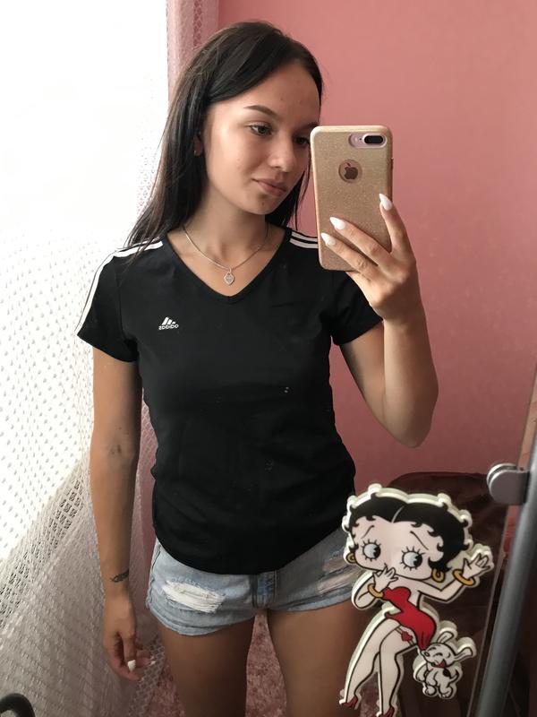 Футболка — ціна 128 грн у каталозі Футболки Купити жіночі речі за доступною ціною на Шафі