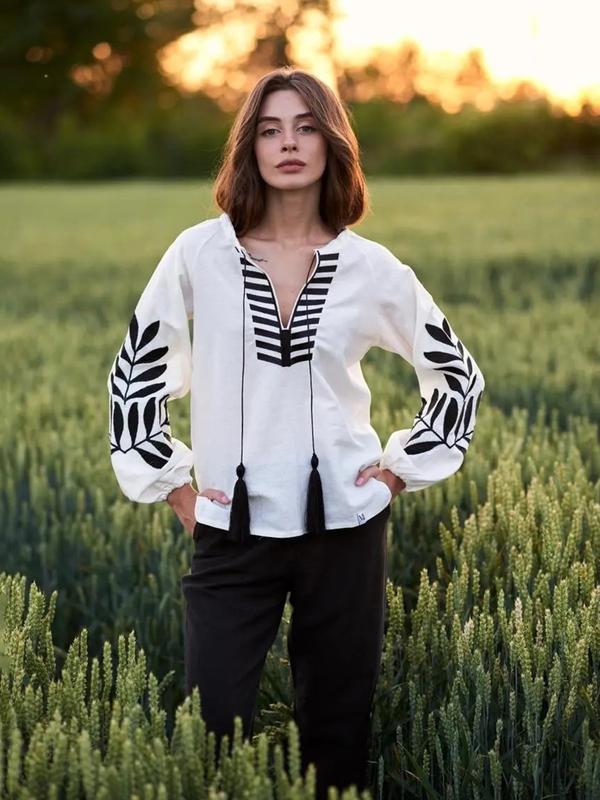 Вишиванка тренд — цена 1050 грн в каталоге Вышиванки Купить женские вещи по доступной цене на